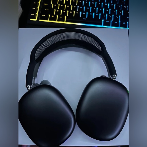 Apple | Headphones | Airpod Maxes | Poshmark